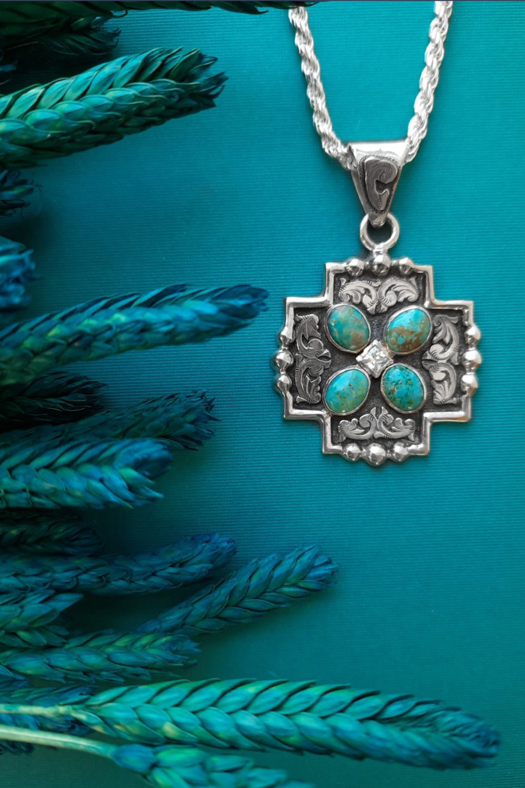 Unity Pendant w/ Silver & Turquoise | Hyo Silver Turquoise