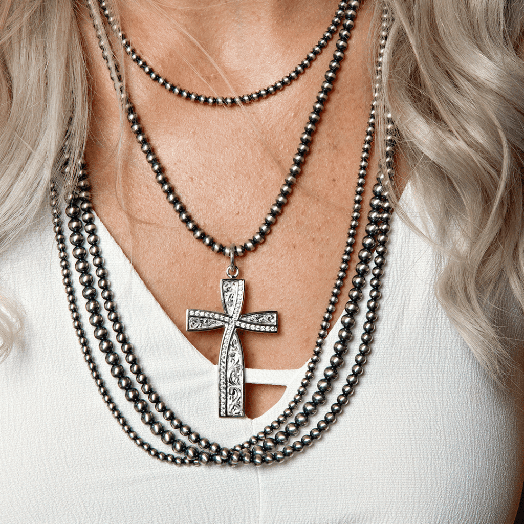 Western Dress Code: What is Texas Formal & Casual Attire?