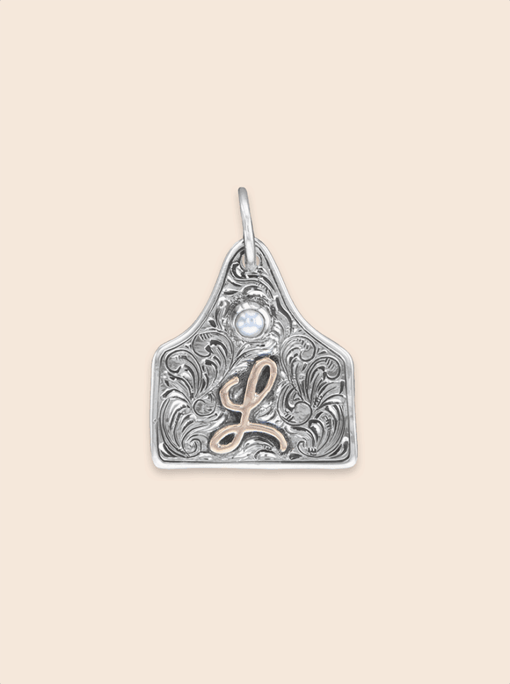 Large Custom Cow Tag Pendant - Hyo Silver